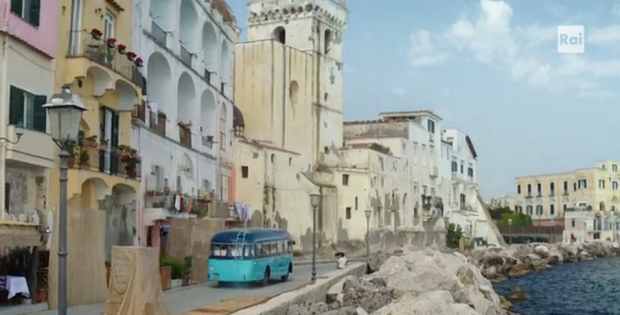 Autolinee Curcio: il bus d’epoca di nuovo protagonista della fiction “L ...