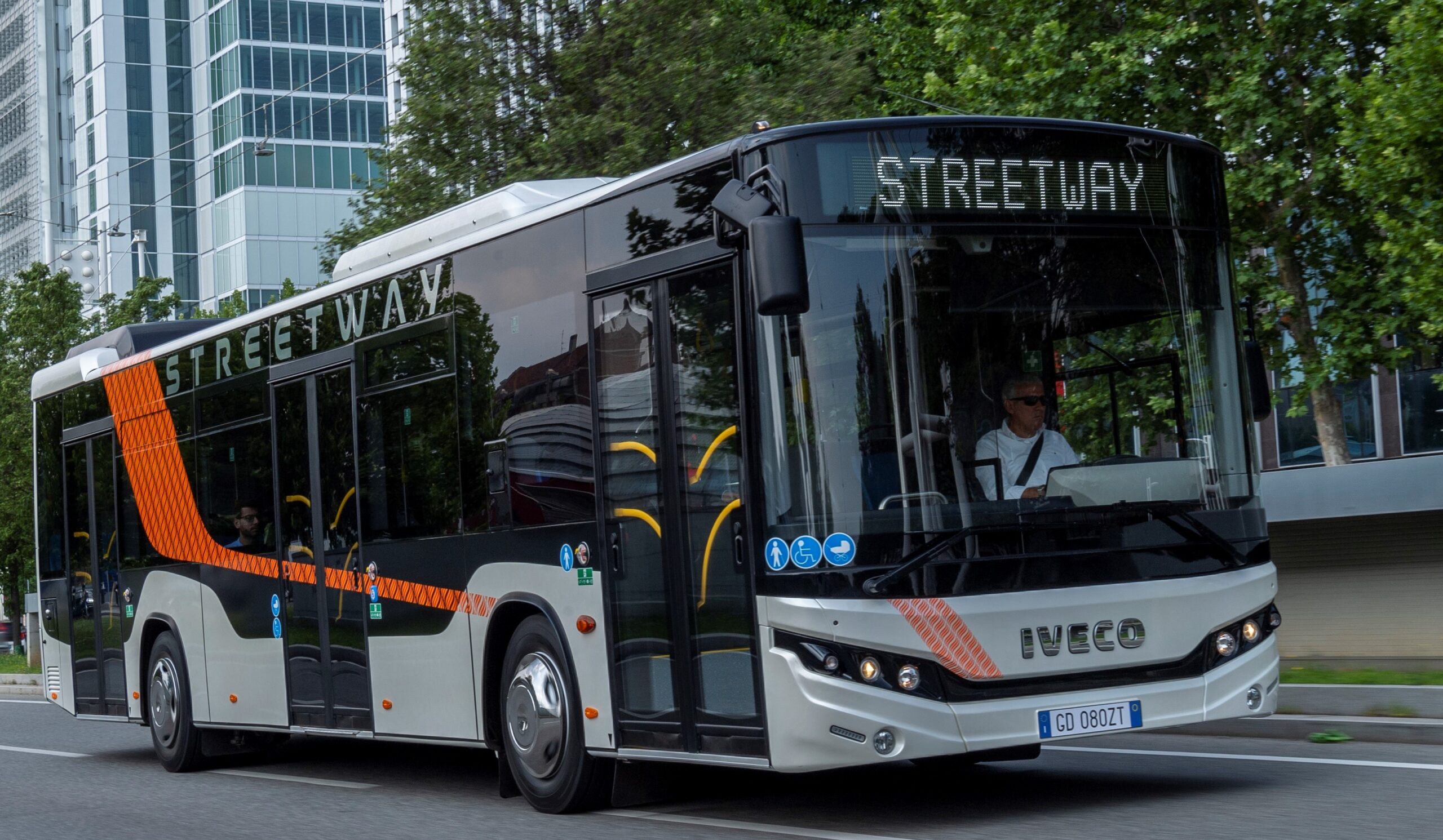 IVECO BUS presenta il nuovo STREETWAY – VaiColBus.it