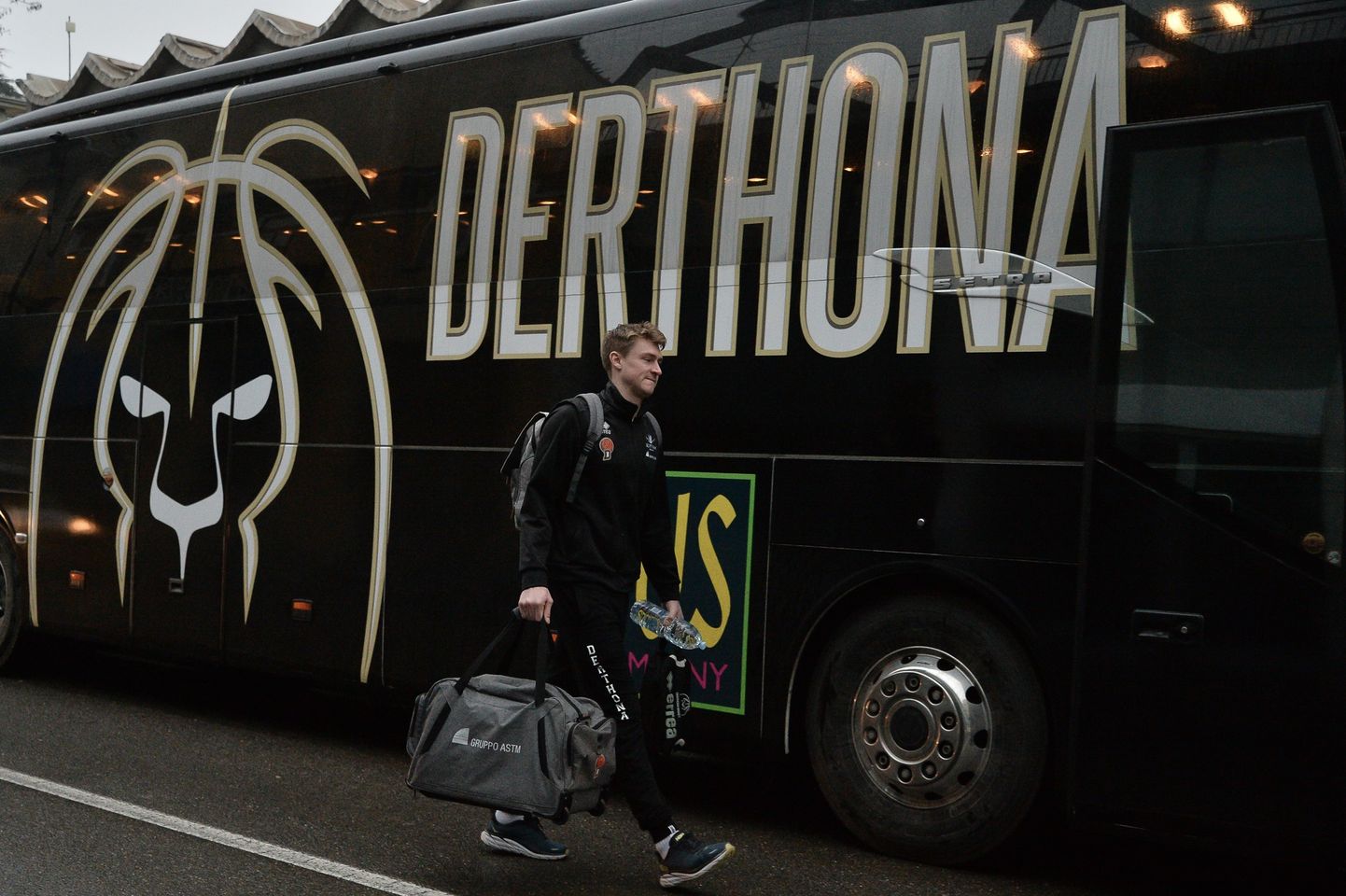 Il Derthona Basket viaggia con Bus Company – VaiColBus.it